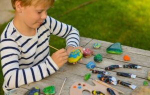 30 Fun Outdoor Activities for Kindergarten